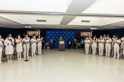 Hostos Celebrates RN and LPN Graduates in Spring 2022 Pinning Ceremony ...